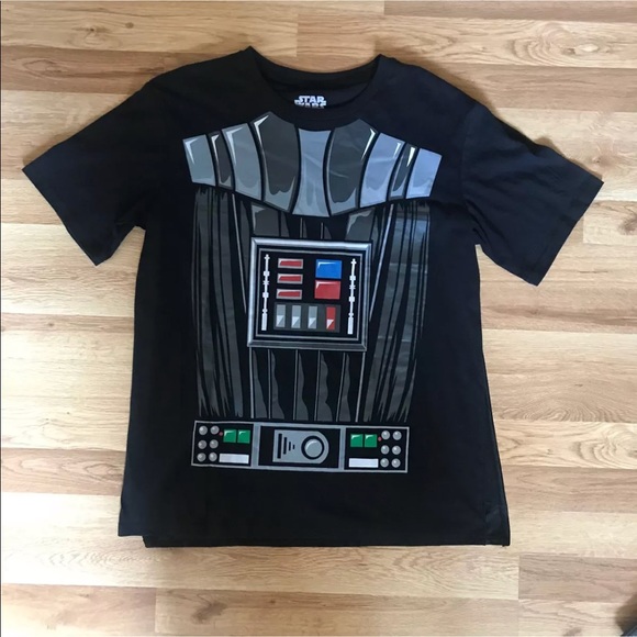 Star Wars | Shirts | Mens Darth Vader Star Wars Caped Tshirt Nwt | Poshmark